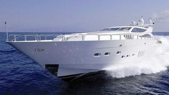 Edmiston and Fraser Yachts sell superyacht Pure White